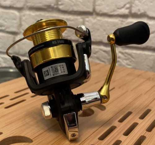 Катушка рыболовная Daiwa RS 500 - 2500 seria