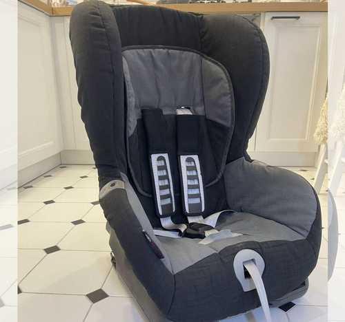 Автокресло Britax Romer isofix