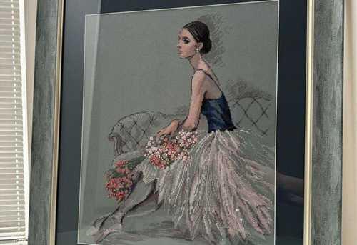 Картина вышитая крестом "Балерина с цветами"