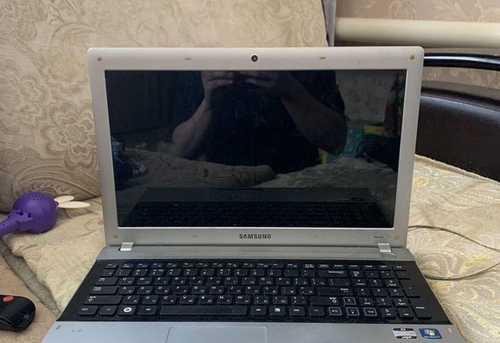 Ноутбук 15.6" Samsung NP-RV515, 500 ГБ, E-450, RAM 4 ГБ, ATI Mobility Radeon HD 6470
