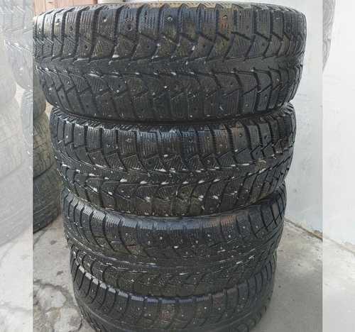 Maxxis MA-SLW Presa Spike 205/65 R15