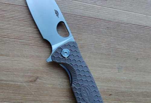 Нож складной Honey badger Flipper L