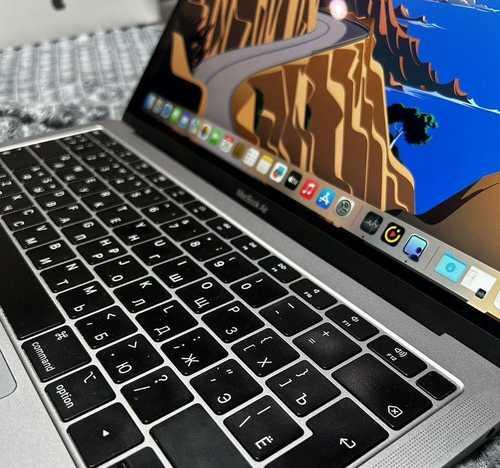 Macbook Air 13 2019 retina 256gb