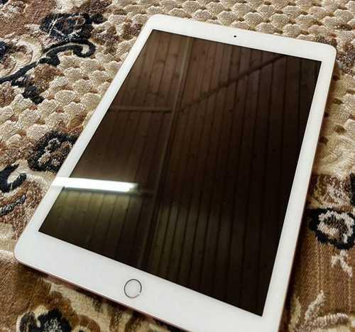 iPad 6 2018 32gb WI-FI