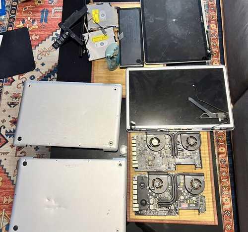 Macbook pro 17 на запчасти