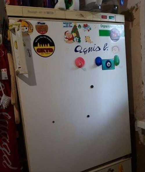 Холодильник двухкамерный бу Snaige-117-2