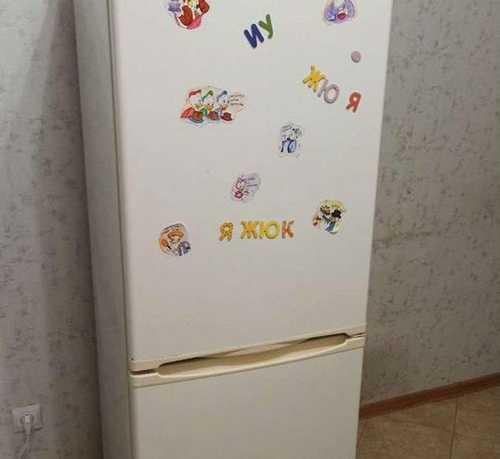 Продаю холодильник Stinol-107ER