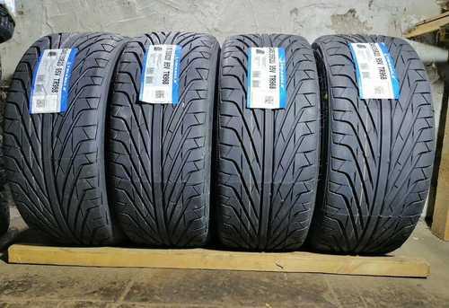 Triangle TR968 245/35 R20 95W