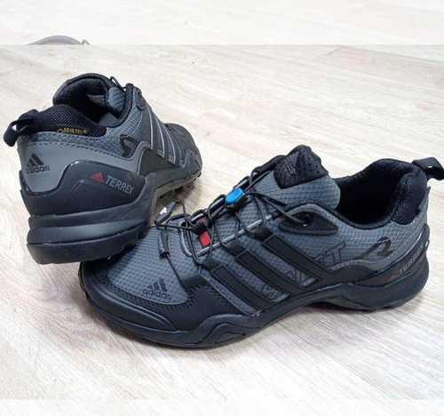 Кроссовки adidas terrex