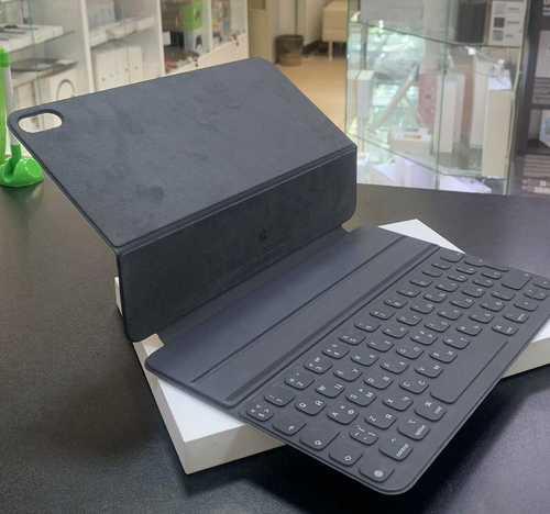 Б/у Apple iPad Pro SMART Keyboard Folio