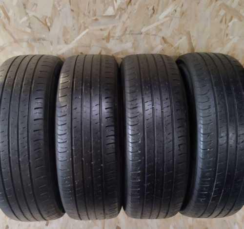 Kumho Solus SA01 Plus 215/60 R17