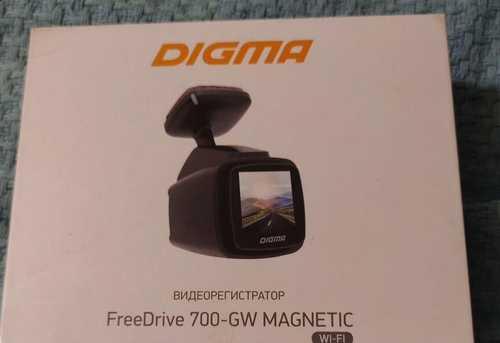 Видеорегистратор Digma freedrive 700-gw magnetic