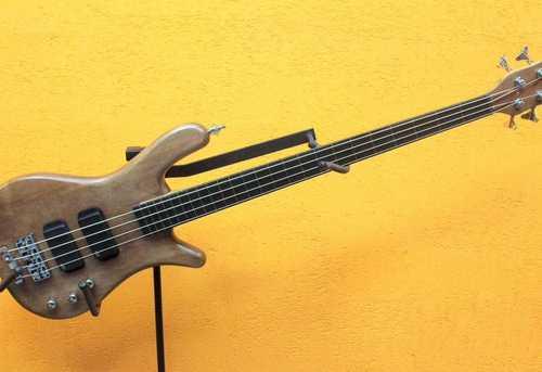 Мастеровой Warwick by SBG Fretless (новый)