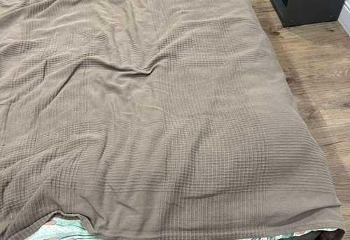 Одеяло и постельное белье