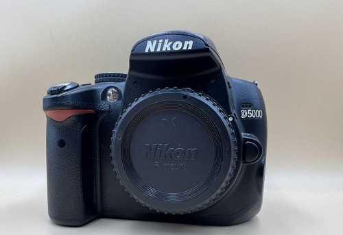 Nikon d5000 body