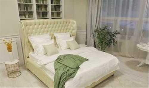Кожаная двуспальная кровать«Luchiano Жемчуг»