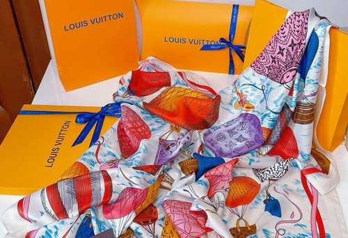 Шелковая шаль Louis Vuitton