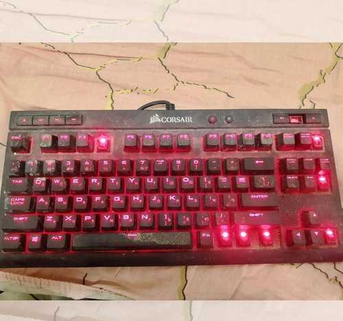 Игровая механическая клавиатура Corsair K63