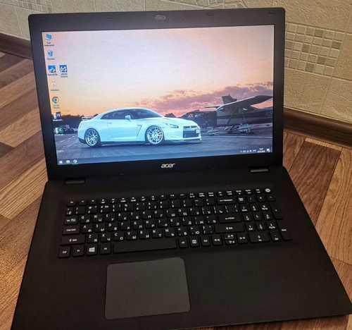 Acer (17.3/i3/12gb/SSD/HDD)