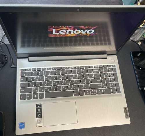 Ноутбук Lenovo ideapad 3 Celeron/4GB/256 Ssd