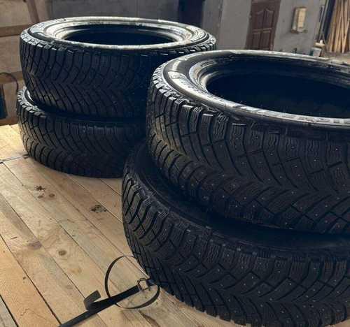 Michelin X-Ice North 4 SUV 225/65 R17