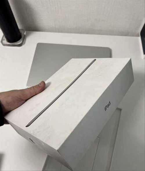 Коробка от Apple iPad, iPhone, AirPods