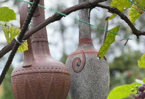 Глиняные кувшины для вина