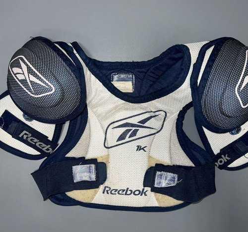 Нагрудник хоккейный reebok 1K YTH-L