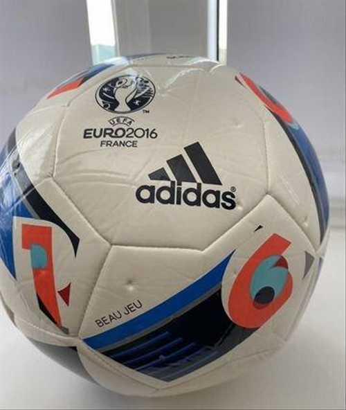Футбольный мяч adidas euro 2016 replica