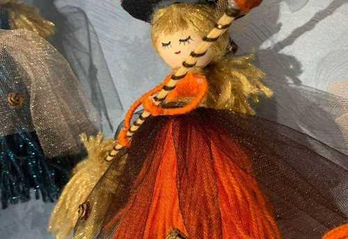 Кукла-ведьма на Хэллоуин