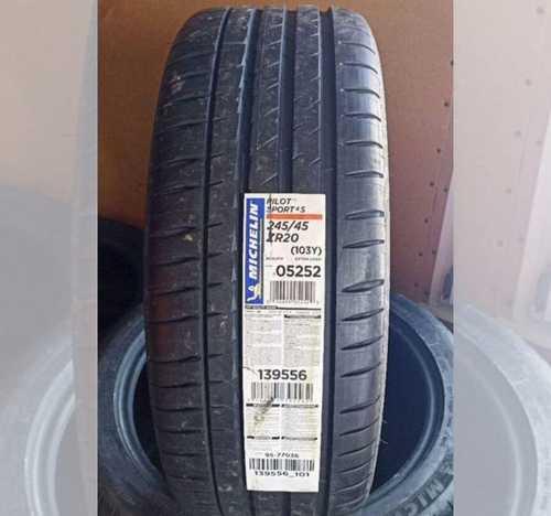 Michelin Pilot Sport 4 S 245/45 R20