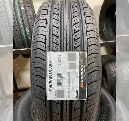 Hankook Optimo ME02 K424 195/60 R15