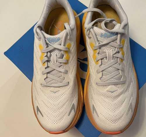 Кроссовки Hoka W arahi 6