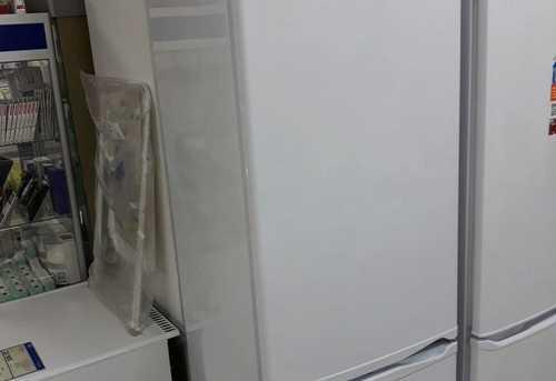 Холодильник фармацевтический Pozis хл 340 металл