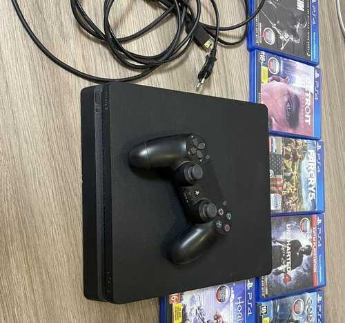 Продам playstation 4 slim