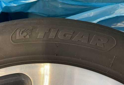 Tigar UHP Ultra High Performance 225/50 R17 98W