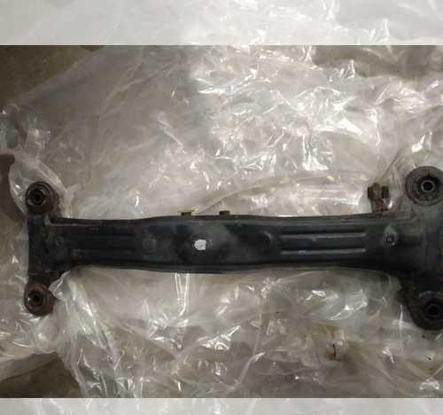 Задний подрамник toyota camry sxv10