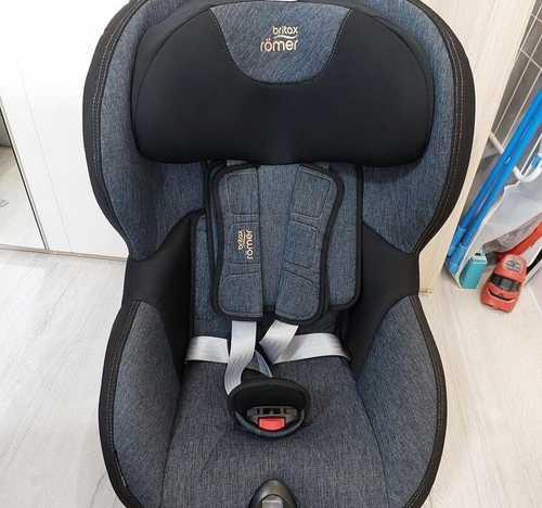 Автокресло Britax Romer trifix 2 I size marble