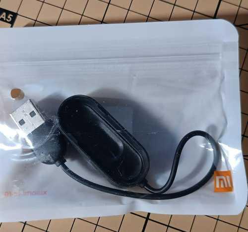 Зарядка для Xiaomi mi band 4