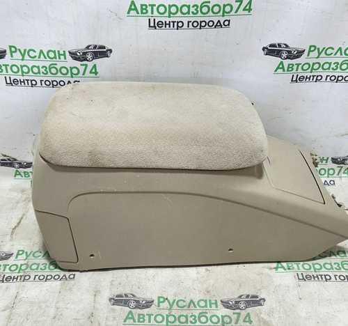 Подлокотник toyota mark 2 x110