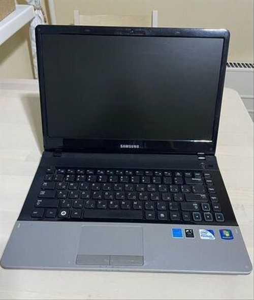 Ноутбук Samsung NP-300