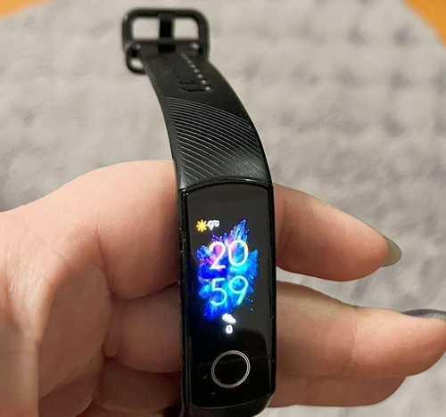 Фитнес браслет honor band 5