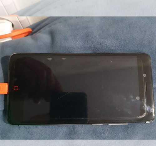 ZTE Nubia Z11 mini, 3/64 ГБ