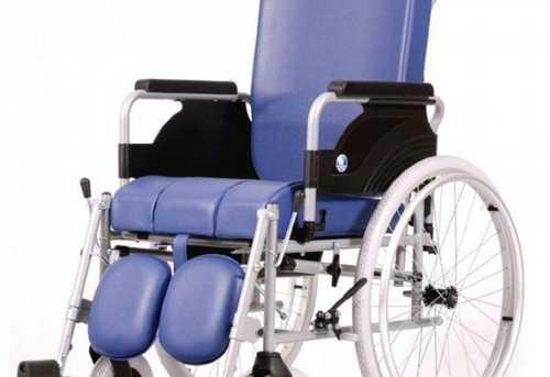 Кресло-коляска с санитарным оснащением Vermeiren
