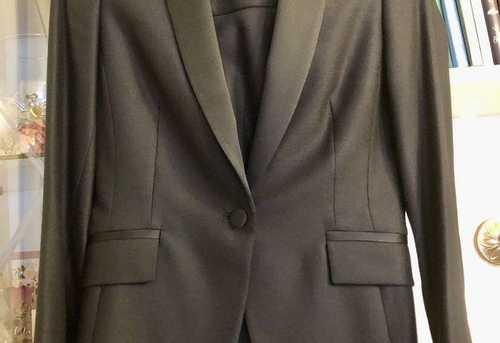 Брючный костюм женский Hugo Boss
