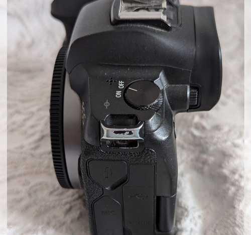 Canon eos r body