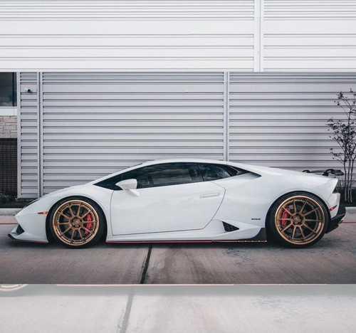 Lamborghini Huracan двухсоставные кованые диски