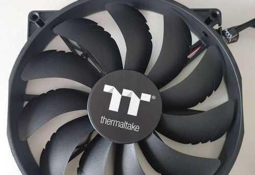 Кулер Thermaltake 200мм