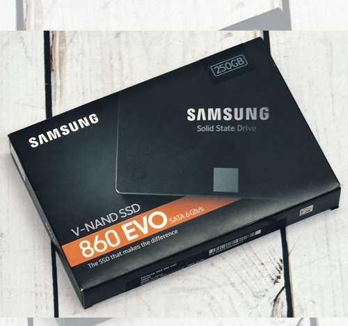 SSD 250 GB samsung 860 EVO