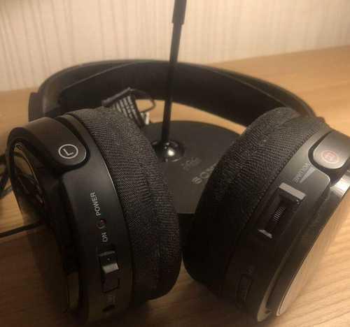 Наушники Sony MDR-RF811R